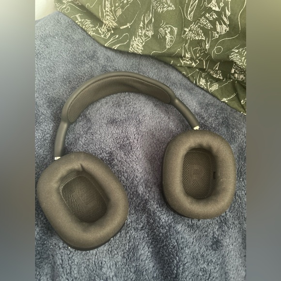 Apple | Headphones | Apple Airpod Maxes | Poshmark